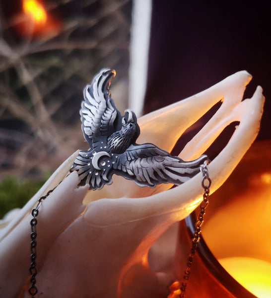The Raven Talisman Necklace – Lilyblonde